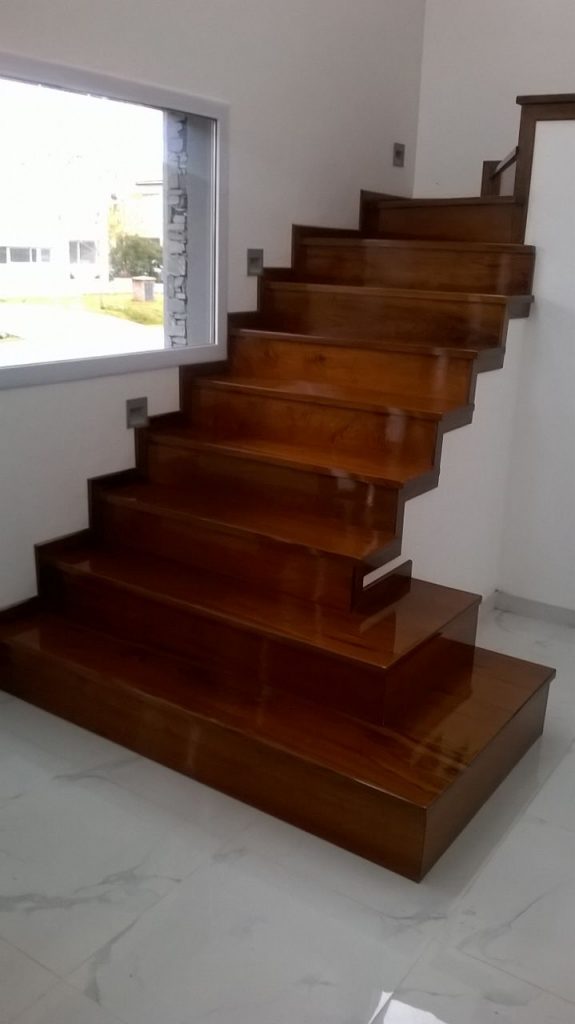 Escaleras de Madera – Made Innova